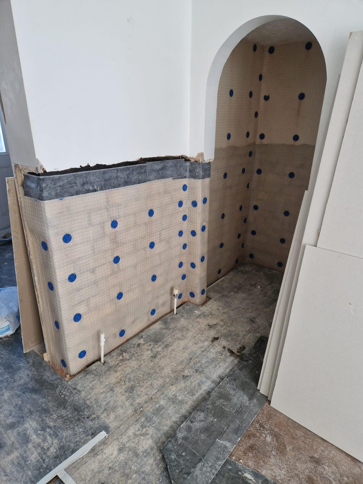 Rising damp treatment for hygroscopic salts in Sheffield - Damptec